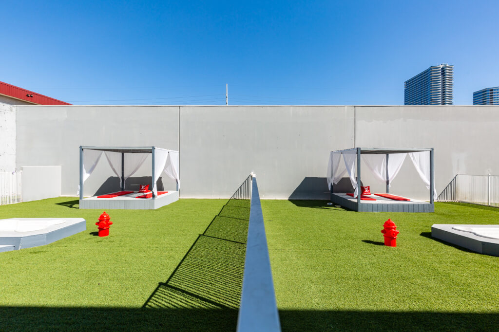 Standard Dog Suites – Luxe Pet Hotels